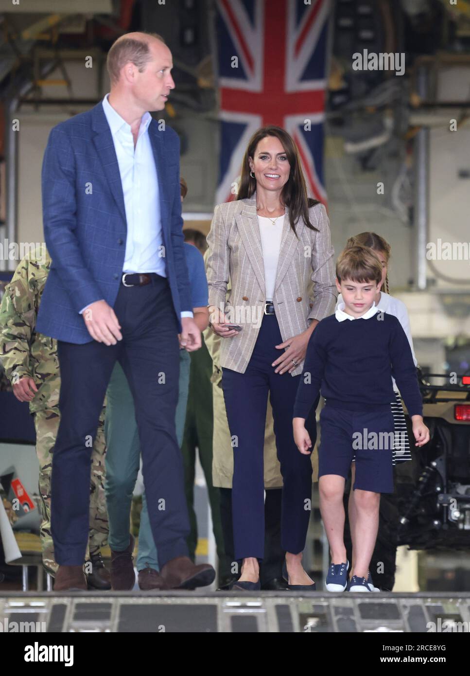 The Prince and Princess of Wales with Prince George, Princess Charlotte ...