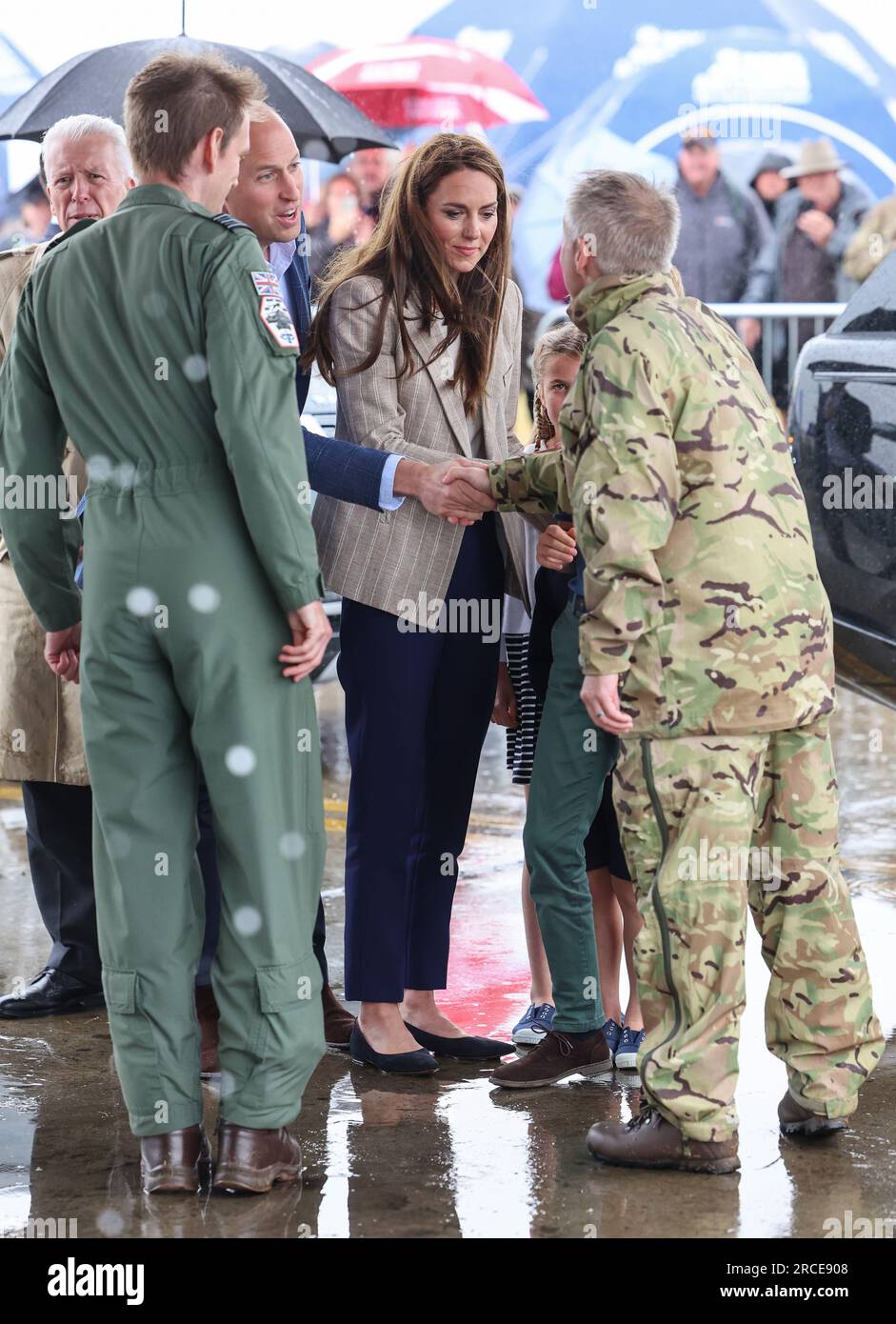 The Prince and Princess of Wales with Prince George, Princess Charlotte ...