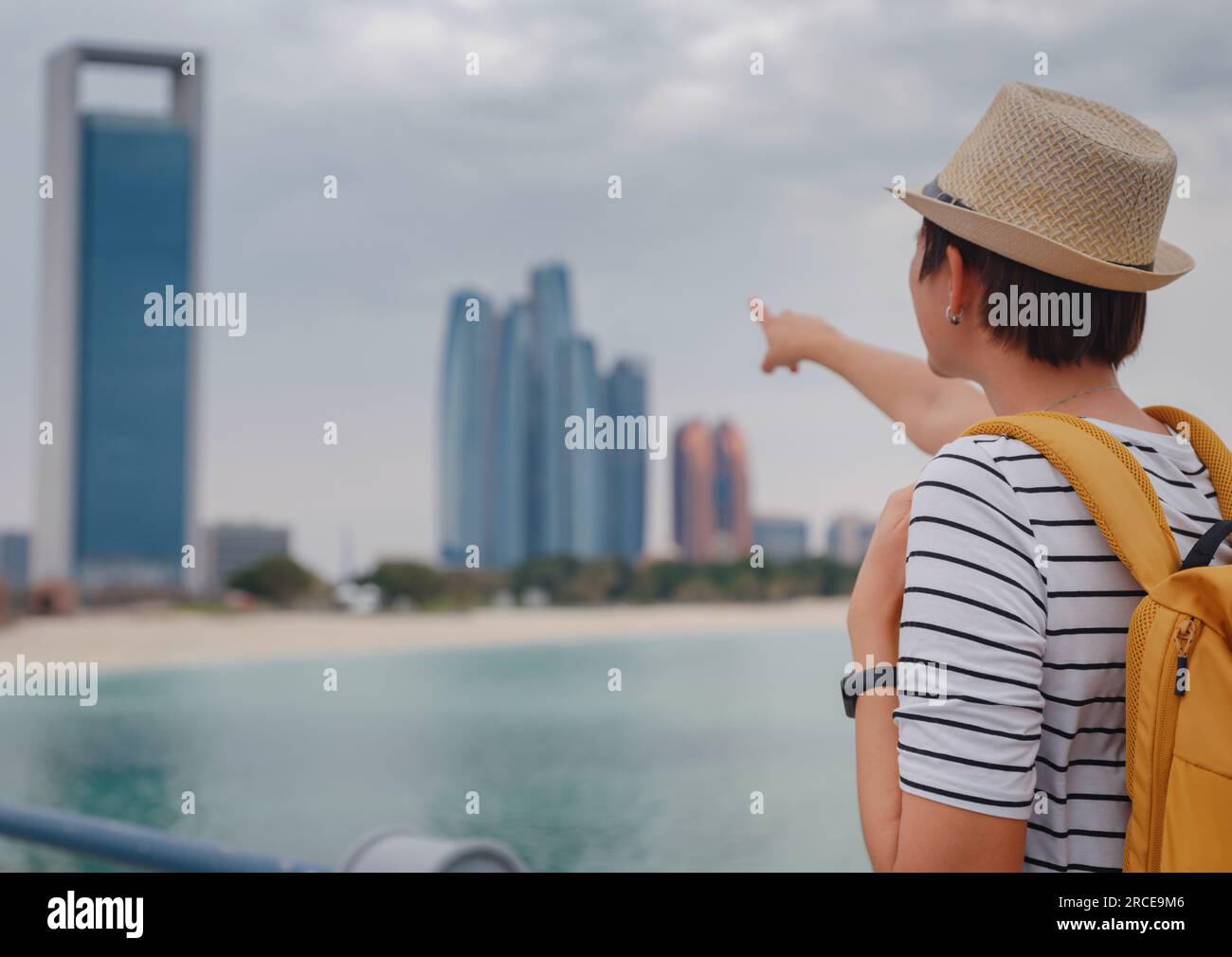 travel to the United Arab Emirates, Happy young asian female traveler ...