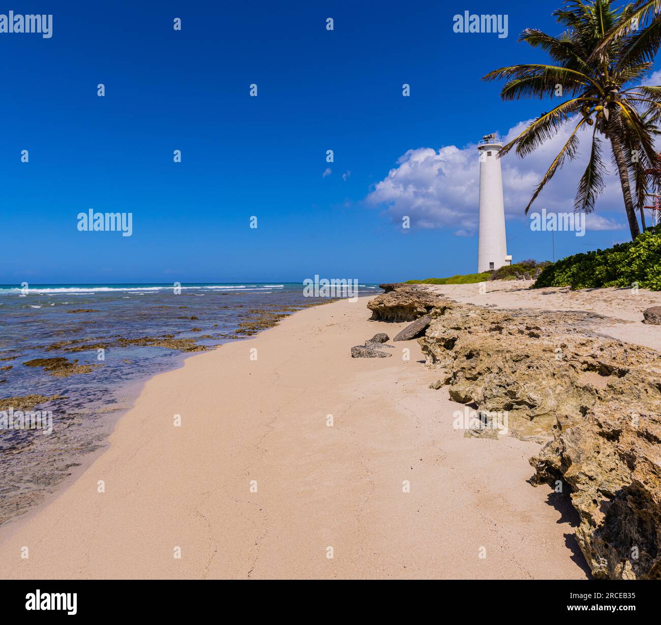 Historic Barbers Point Lighthouse on The Southwest Tip of Oahu, Hawaii ...