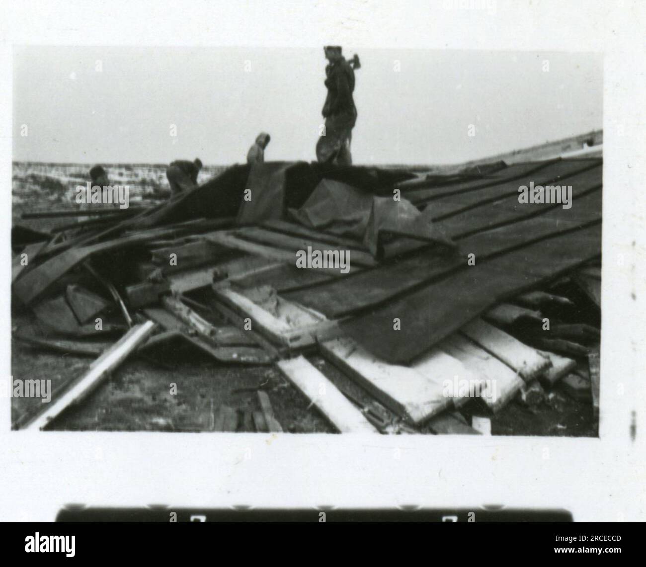 SS Photographer Fabiger, SS-Panzerkorps, Narva, 1944 Daily activities, unit in winter position ...