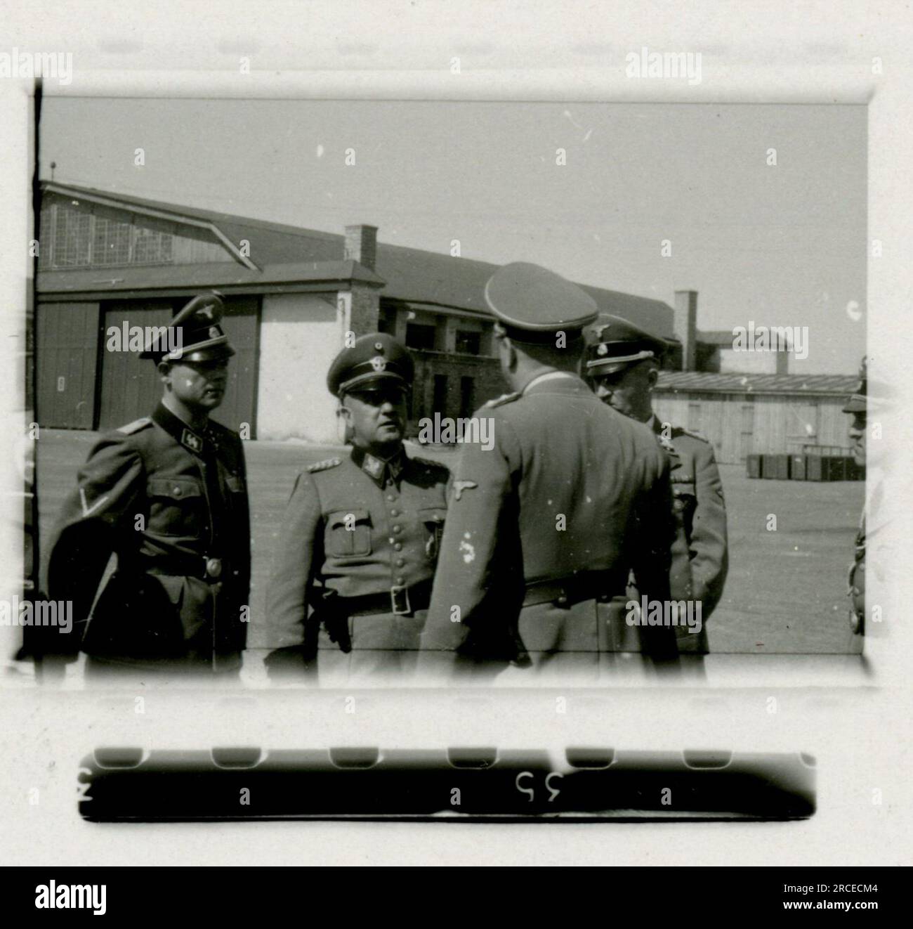 SS Photographer Domaschowitz 1943 Formal ceremony with photos of ...