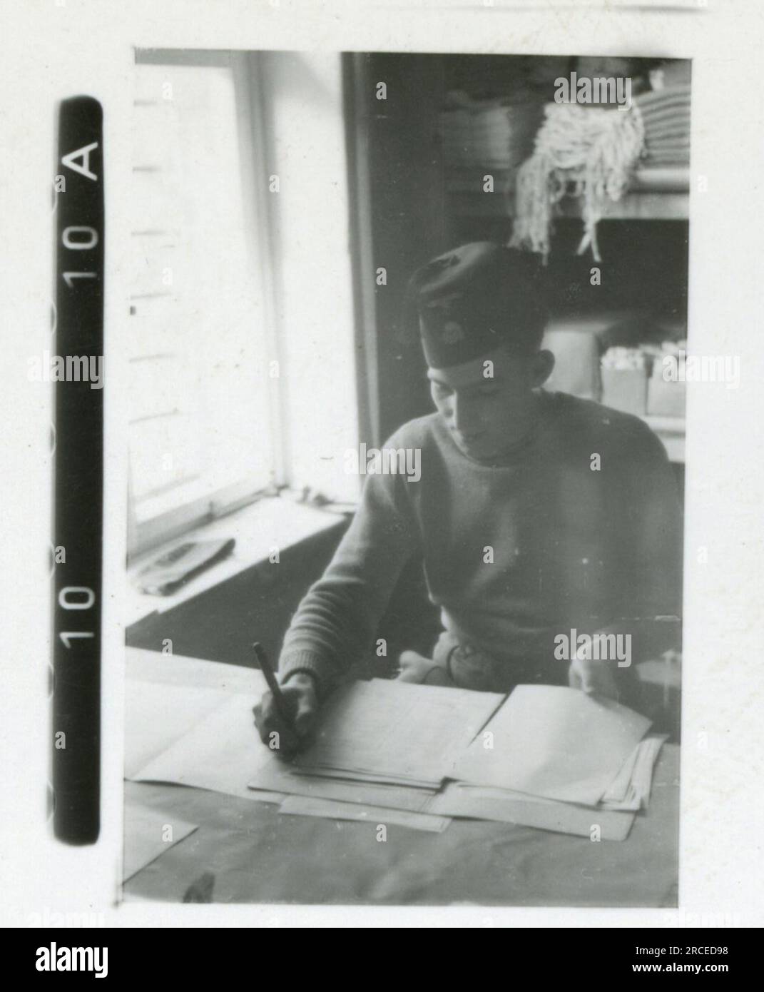 SS Photographer Falkowski (1943) Individual soldier portrait photos ...
