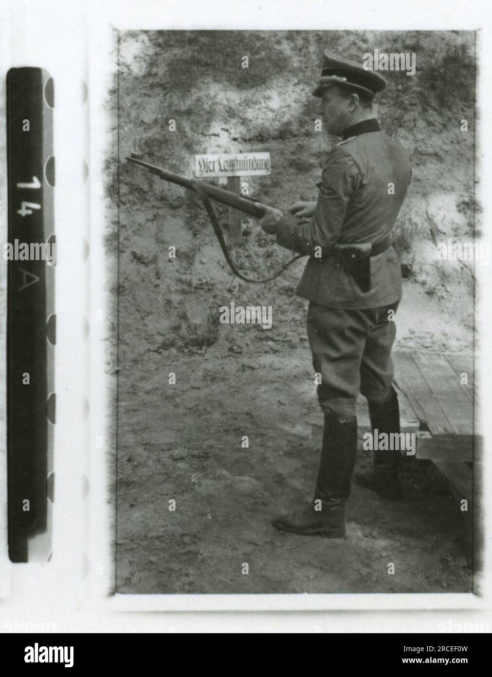 SS Photographer Feder 1943 & 1944 Remains of crashed aircraft, many ...