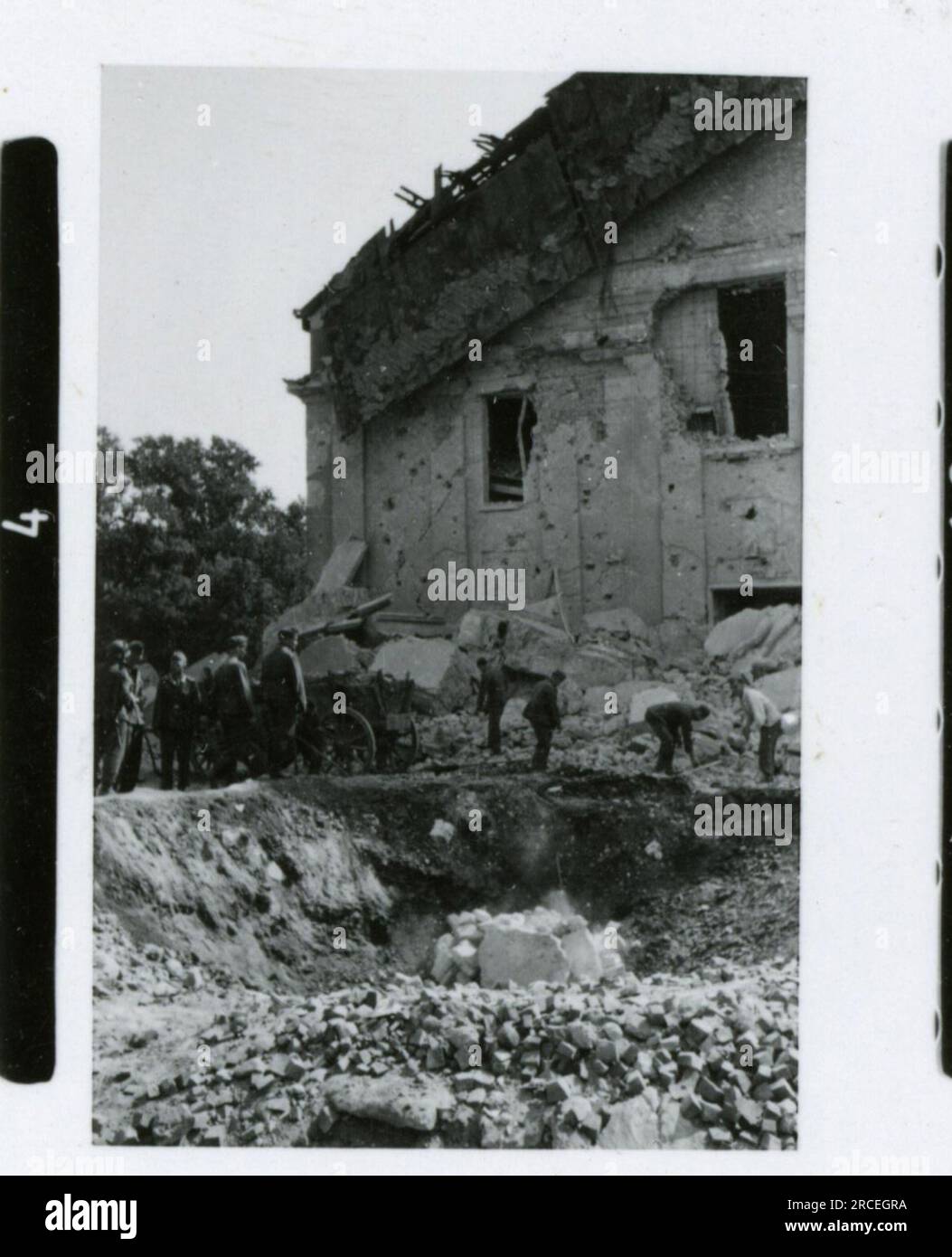 SS Photographer Ege (Germany and Sudetenland) Local populace in ...