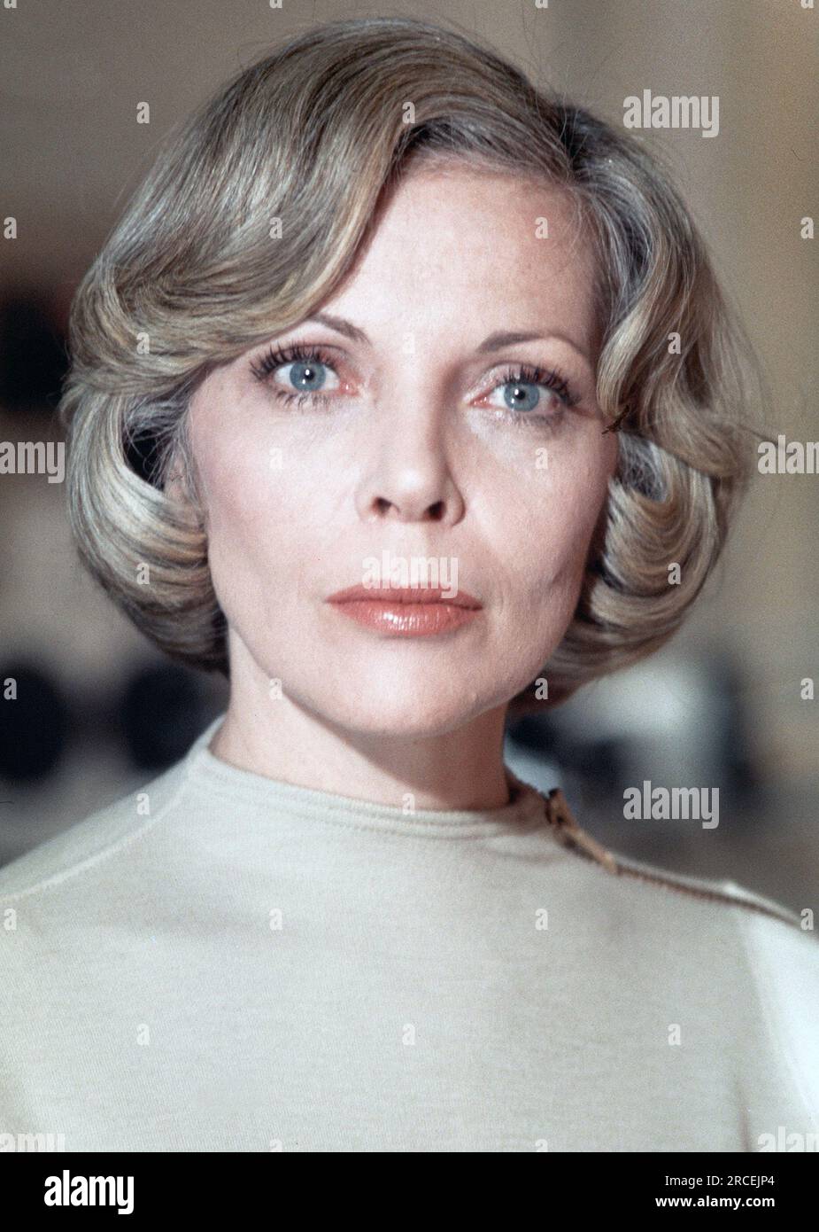 Barbara Bain, "Space 1999", circa (1976). Photo credit: ITV Stock Photo ...