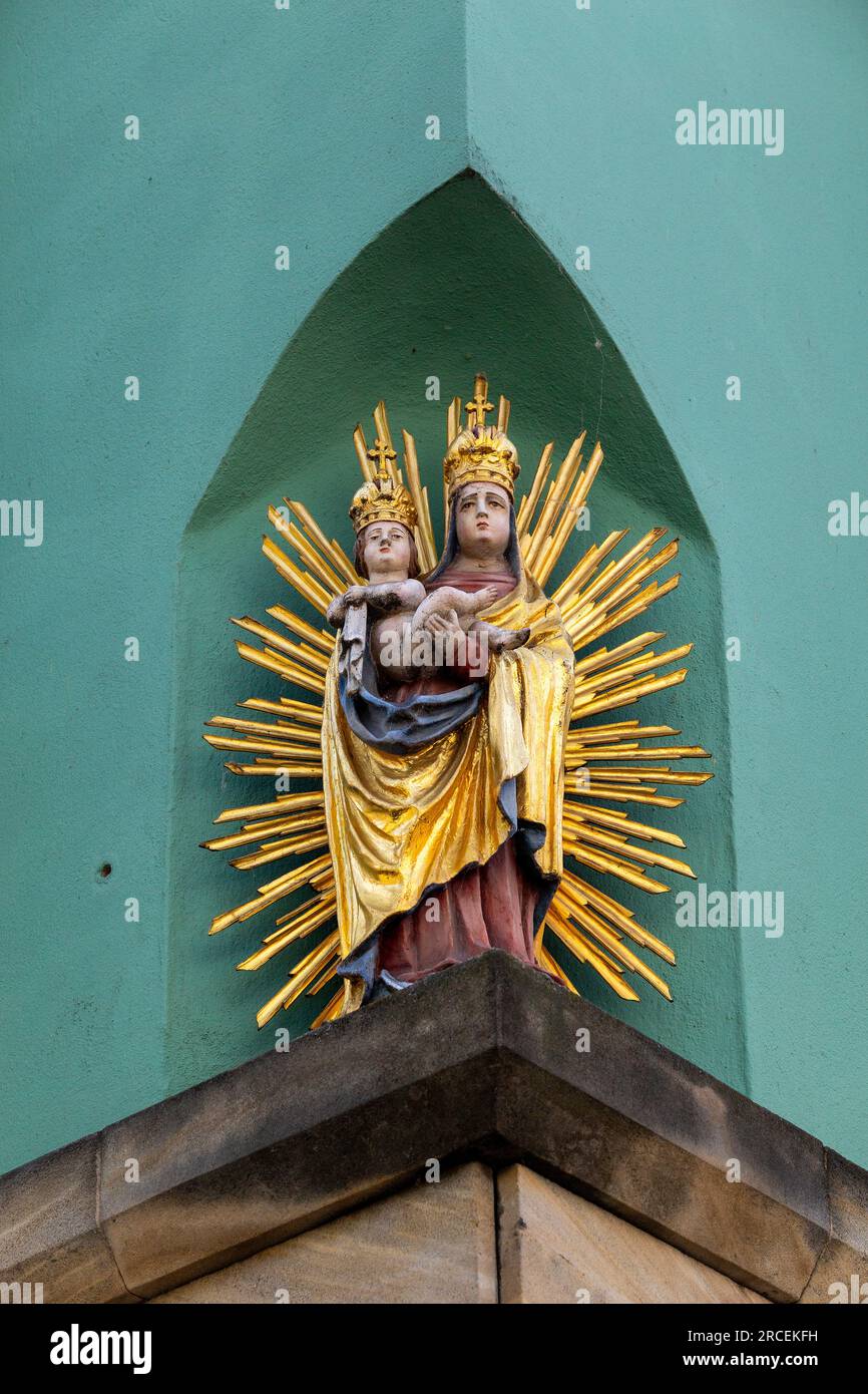 Statue of the Virgin Mary and the divine infant, Bamberg, Oberfranken ...