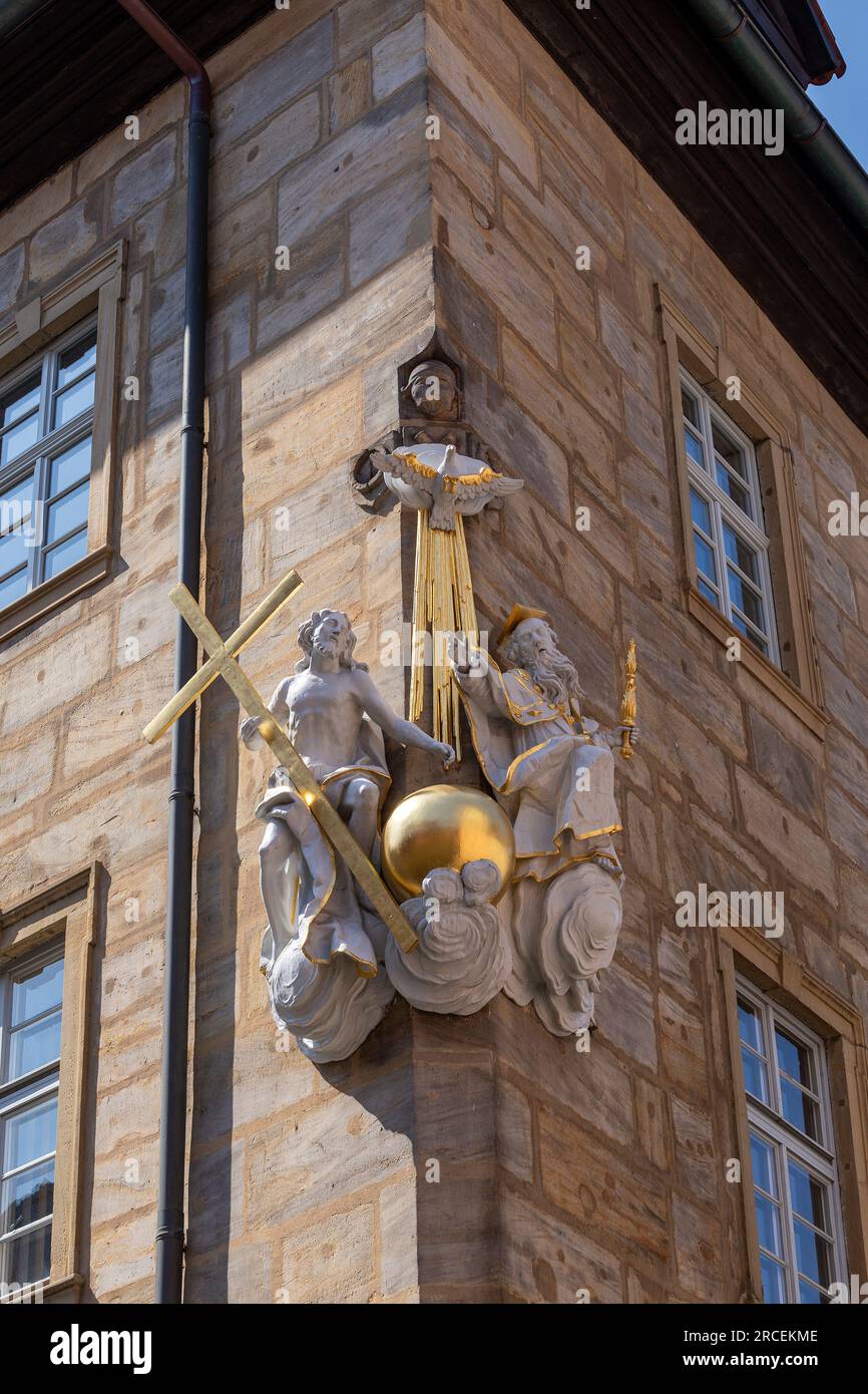 Statues on house front, Bamberg, Oberfranken, Bavaria, Germany Stock ...