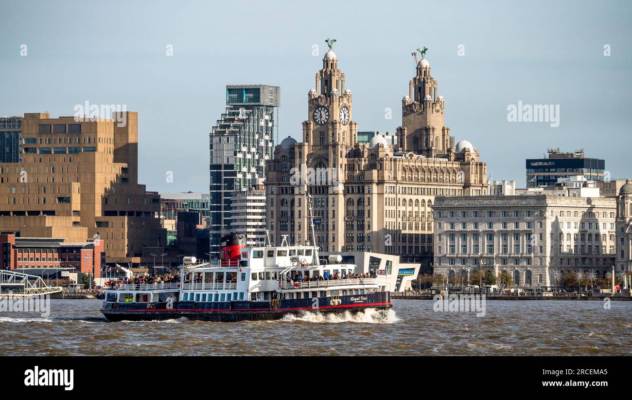 Liverpool cruise river mersey hi-res stock photography and images - Alamy