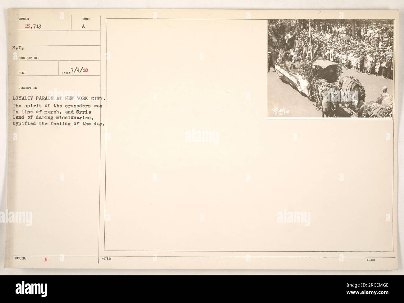 Loyalty parade in New York City during World War One. Participants ...