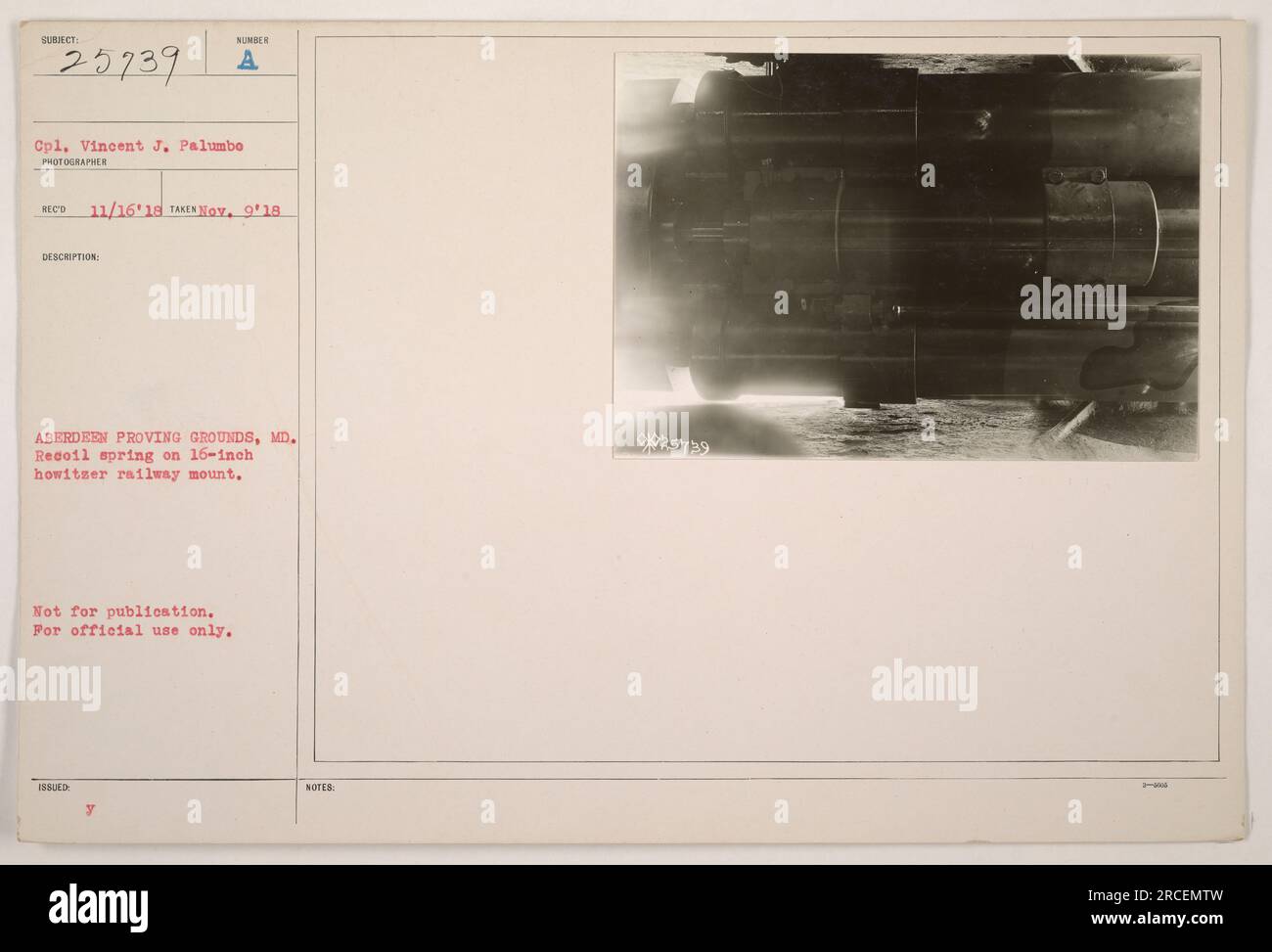 16 howitzer railway mount hi-res stock photography and images - Alamy