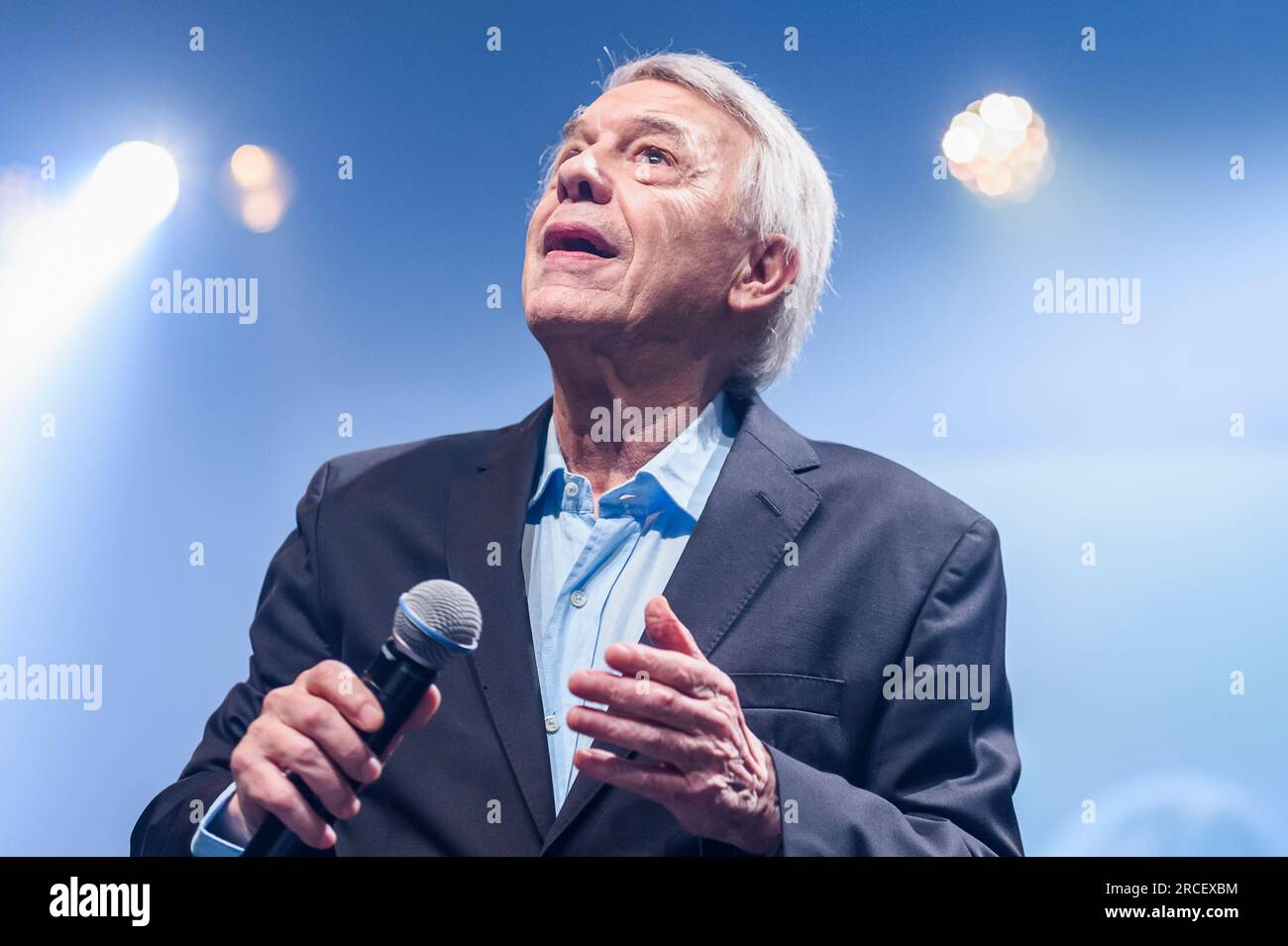 Several artists pay a tribute to the belgian singer Arno at the AB ...