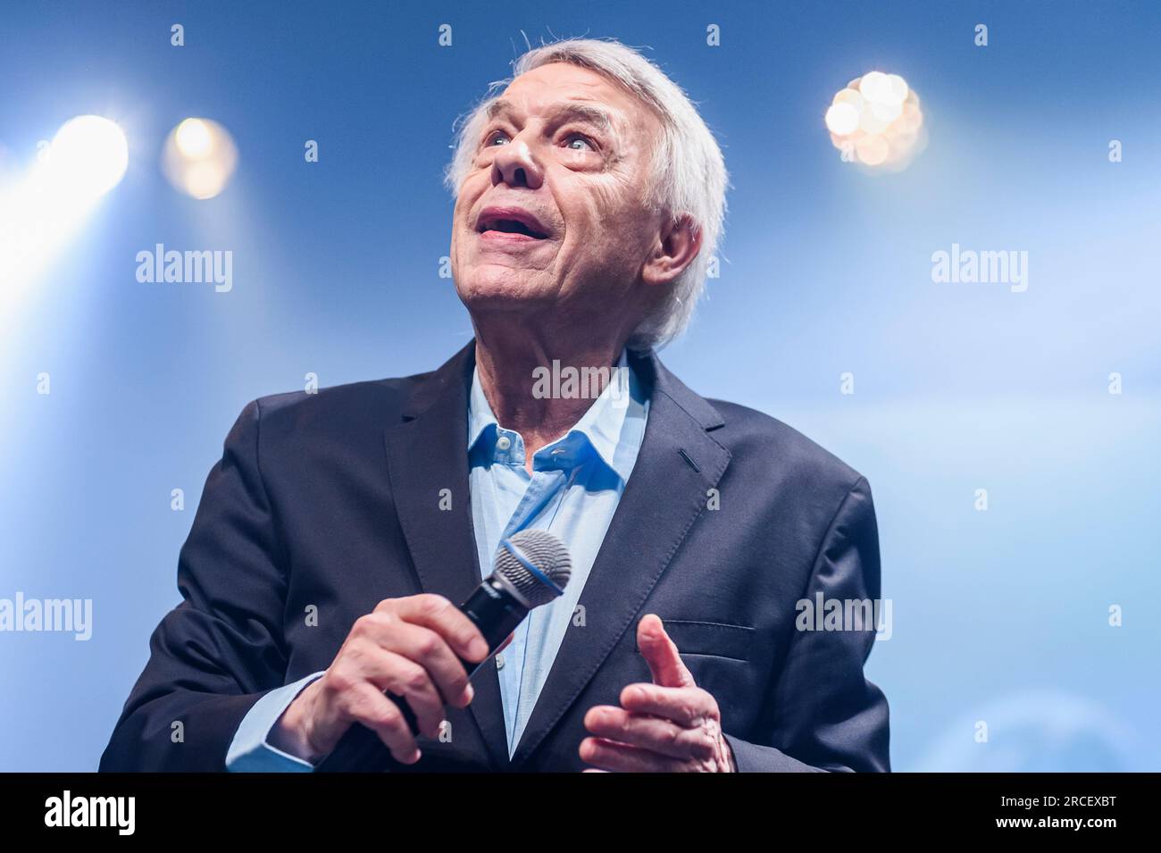 Several artists pay a tribute to the belgian singer Arno at the AB ...