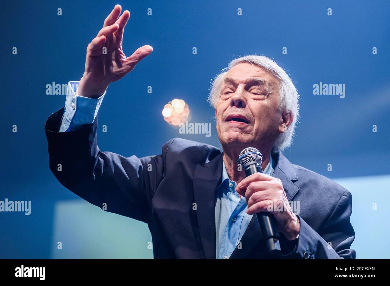 Several artists pay a tribute to the belgian singer Arno at the AB ...