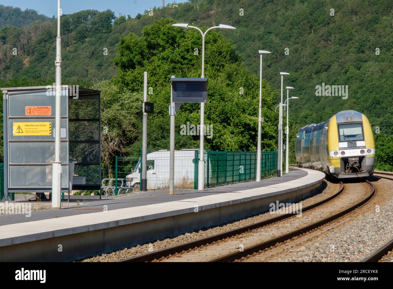 Small train station hi-res stock photography and images - Alamy