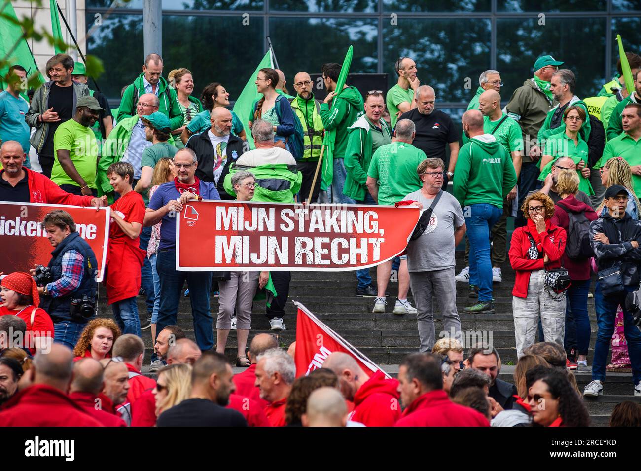 Projet rouge hi-res stock photography and images - Alamy