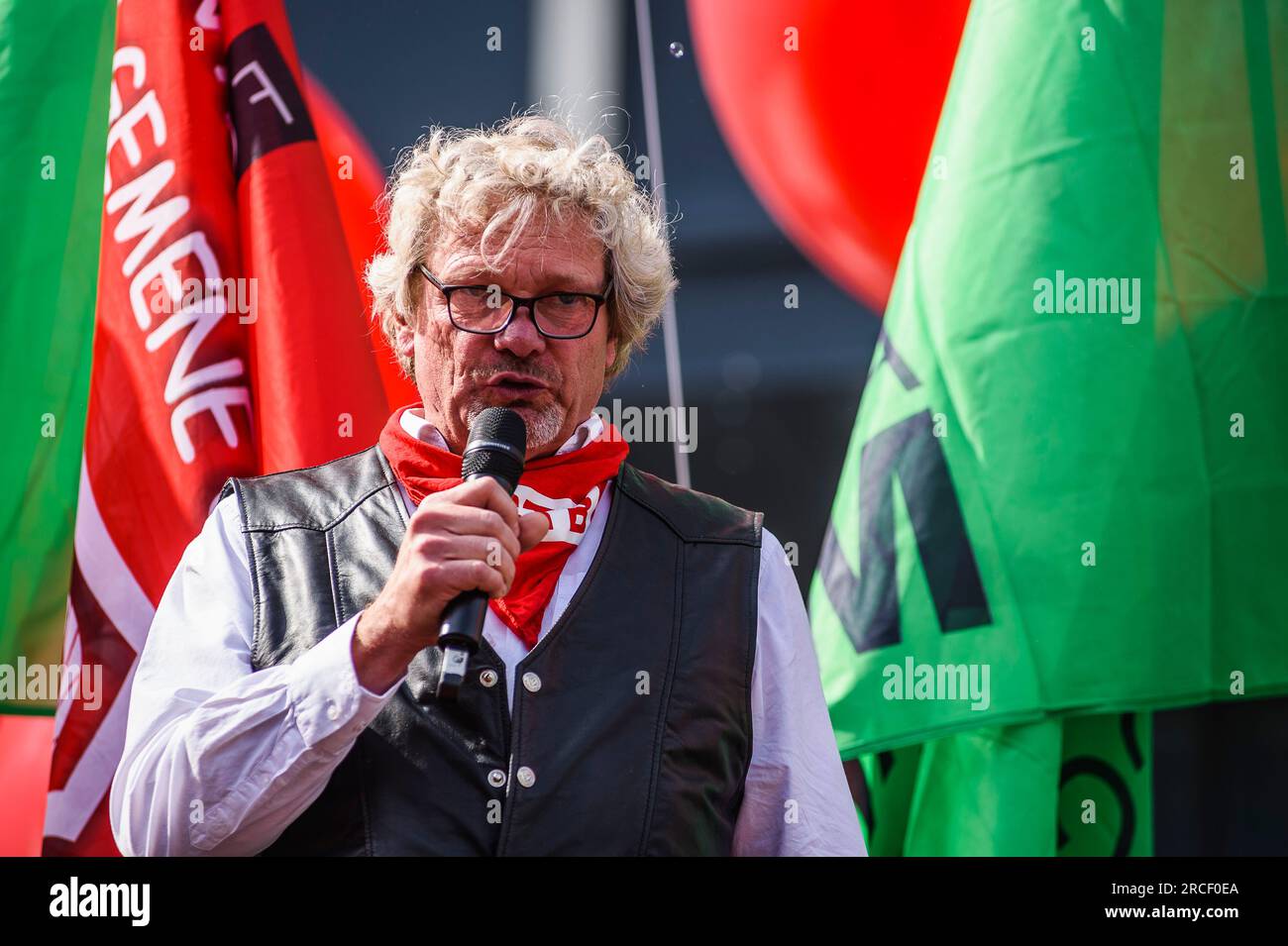 Projet rouge hi-res stock photography and images - Alamy