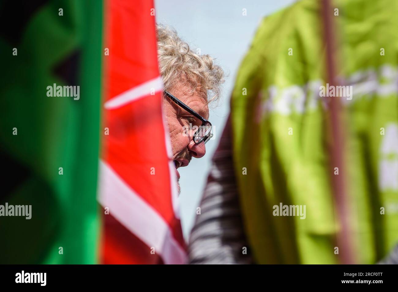 Projet rouge hi-res stock photography and images - Alamy