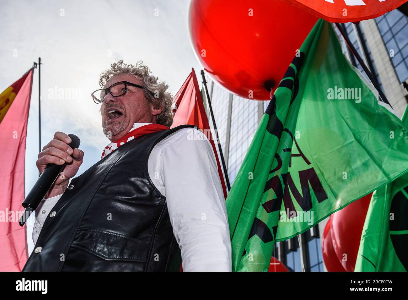 Projet rouge hi-res stock photography and images - Alamy