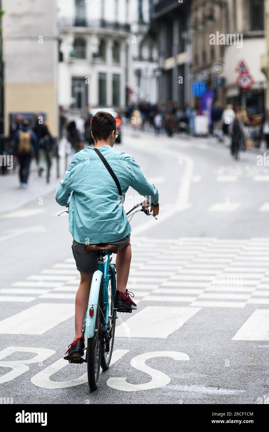 Piste cyclable et cycliste hi-res stock photography and images - Alamy