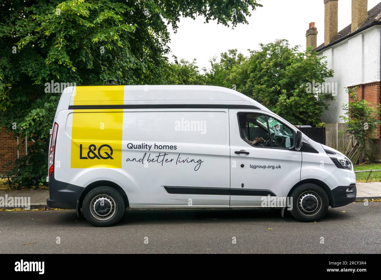 London & Quadrant Housing Trust van Stock Photo - Alamy