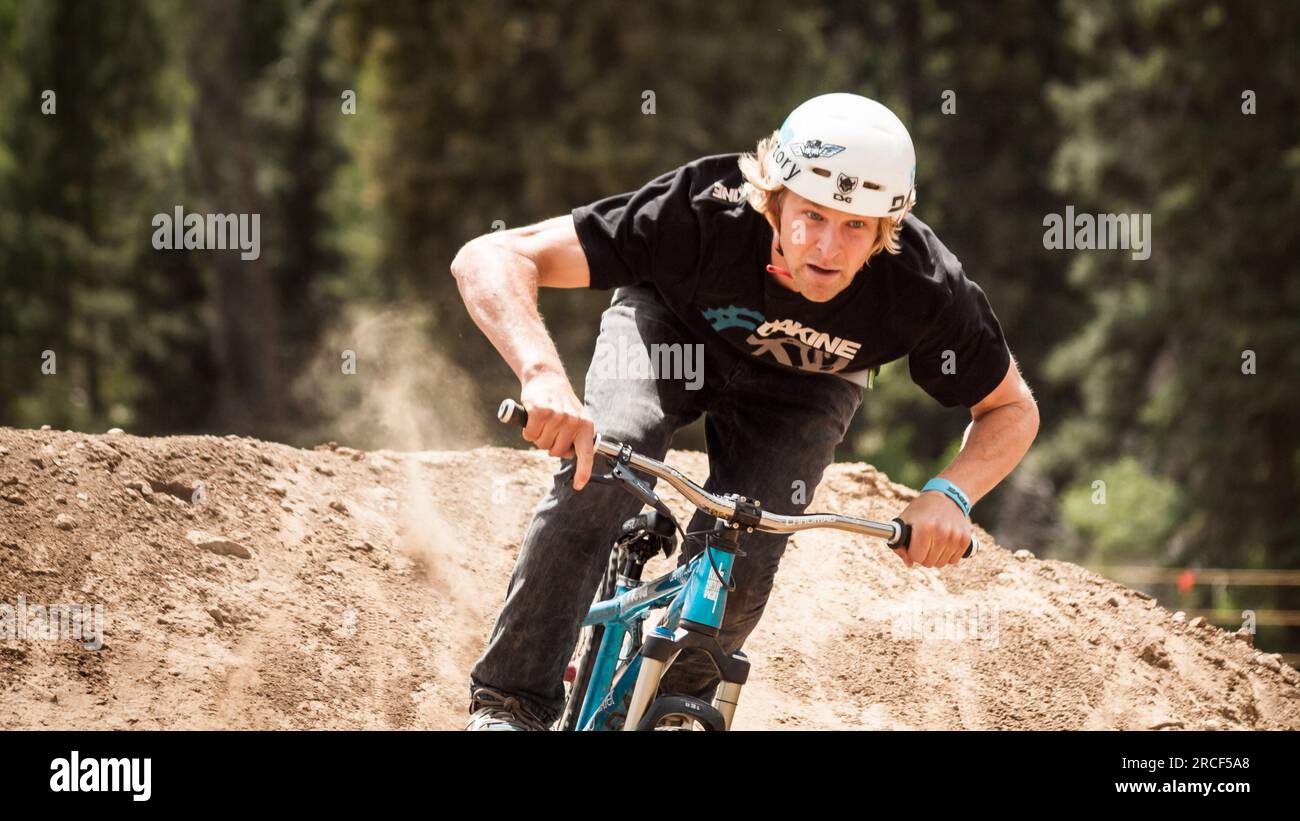 Slopestyle mountain biking hi-res stock photography and images - Alamy