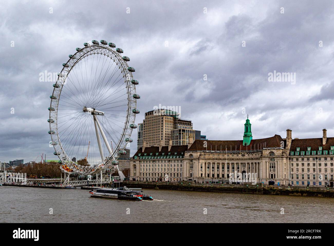 London landmark footage hi-res stock photography and images - Alamy