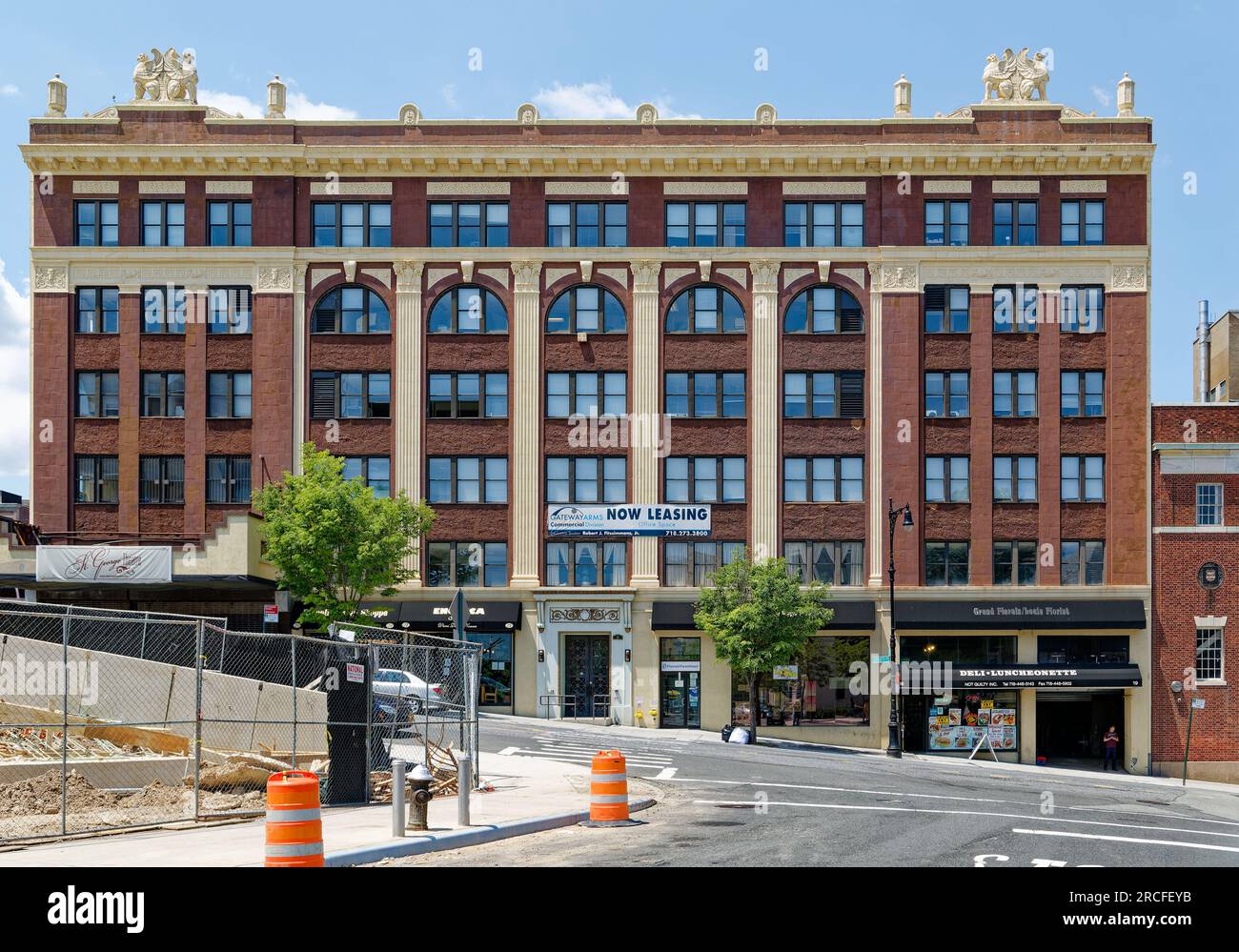 25 hyatt st hi-res stock photography and images - Alamy