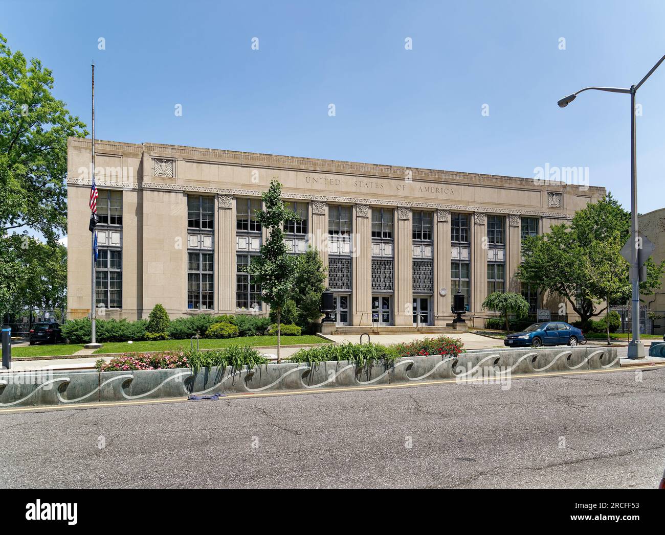 Staten Island’s St. George Post Office combines classical and Art Deco ...