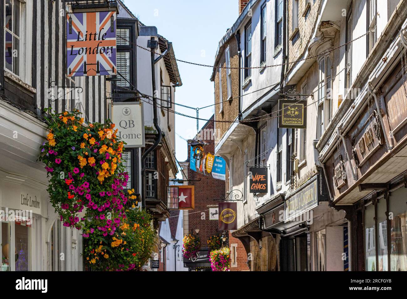 Cityscape photo of architecture in UK Stock Photo - Alamy