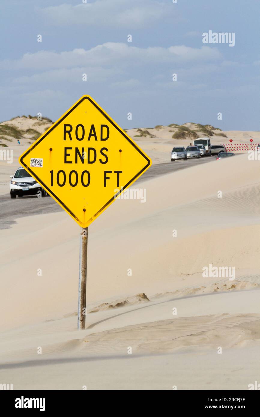 Road ends 1000 ft hi-res stock photography and images - Alamy
