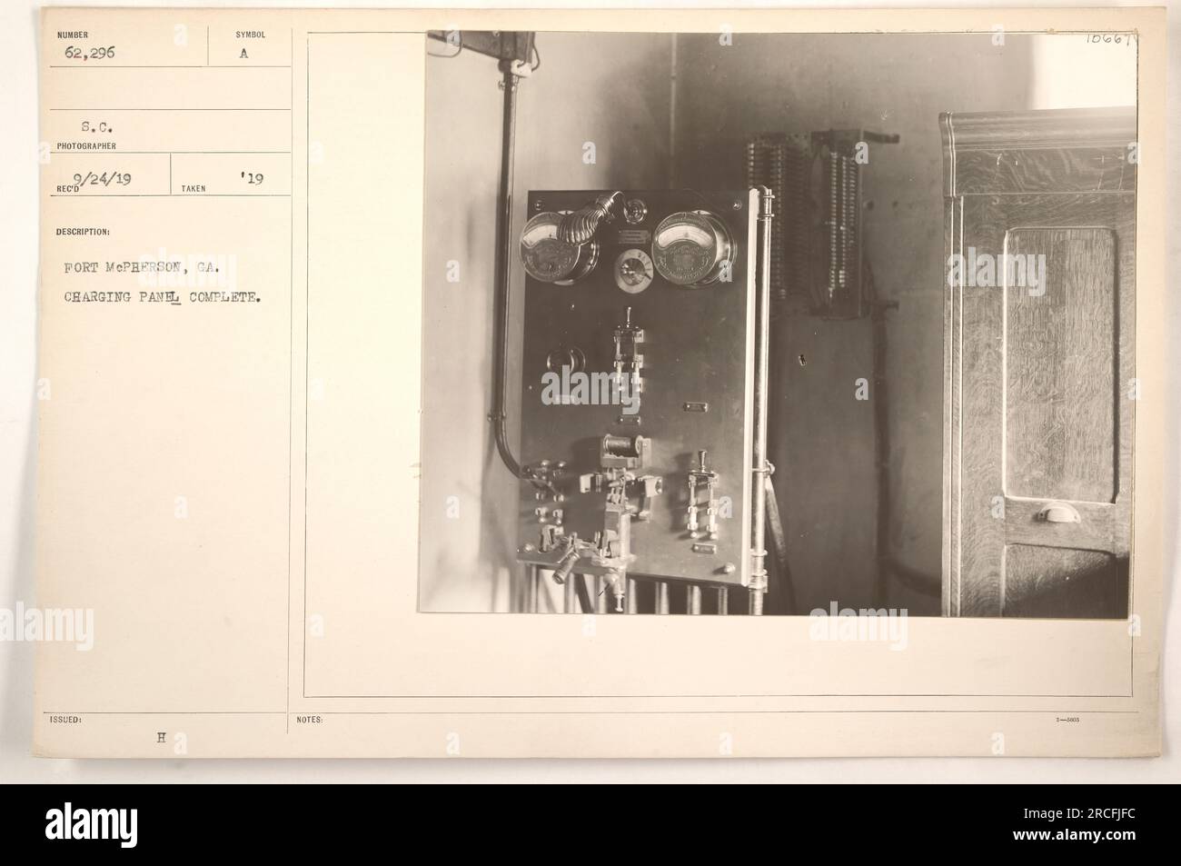 Industrial machinery during world war one hi-res stock photography and ...