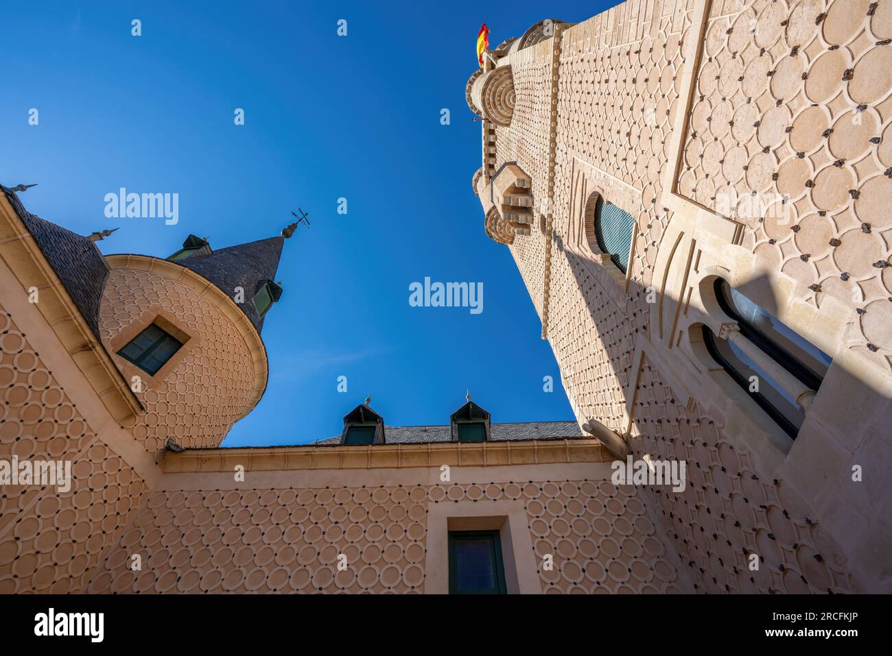 Alcazar of Segovia with Tower of John II of Castile (Juan II) - Segovia ...
