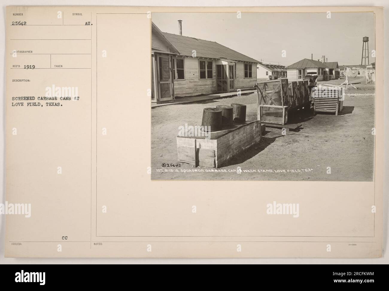 American military personnel at Love Field, Texas, in 1919 examining ...