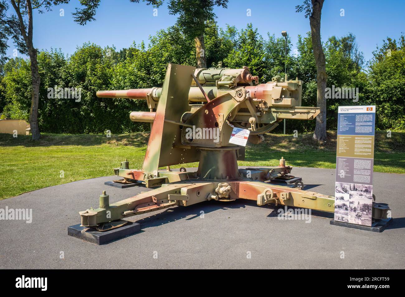 Ww2 normandy in color hi-res stock photography and images - Alamy
