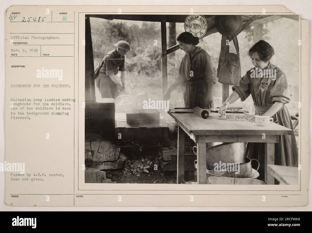 American military donut production hi-res stock photography and images ...