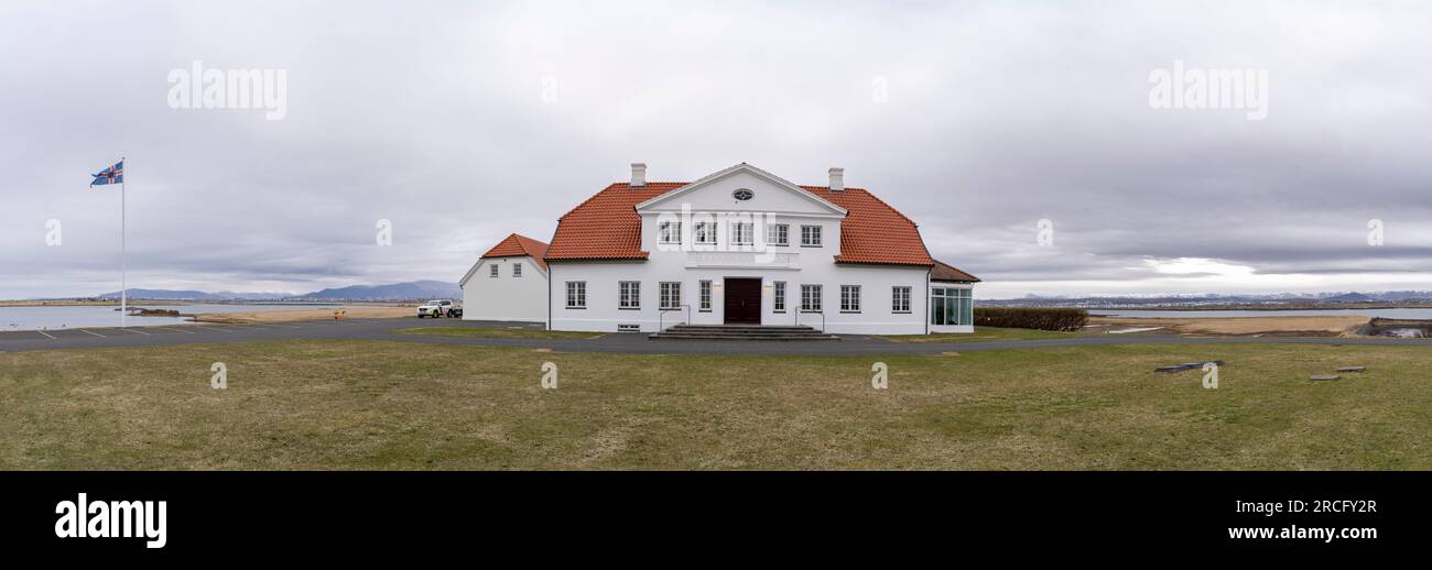 Official residence of the president of Iceland next to Church Stock ...