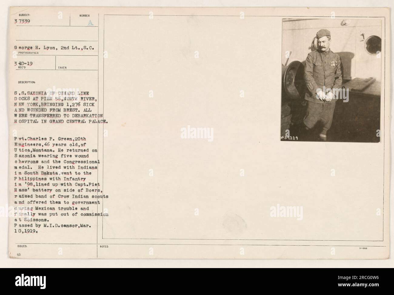 Five wound chevrons hi-res stock photography and images - Alamy