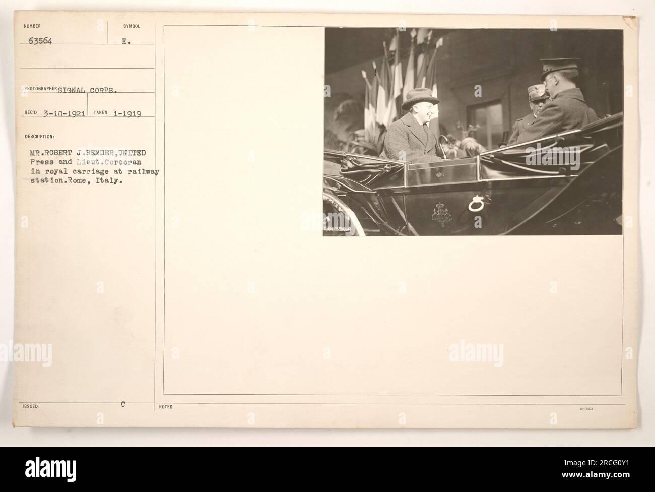 American reporters during world war one hi-res stock photography and ...