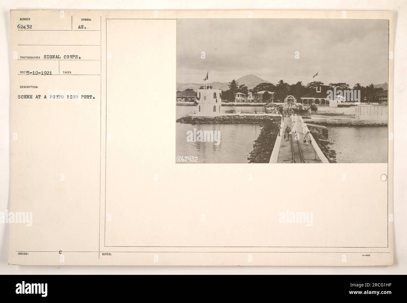 Port operations during world war 1 hi-res stock photography and images ...