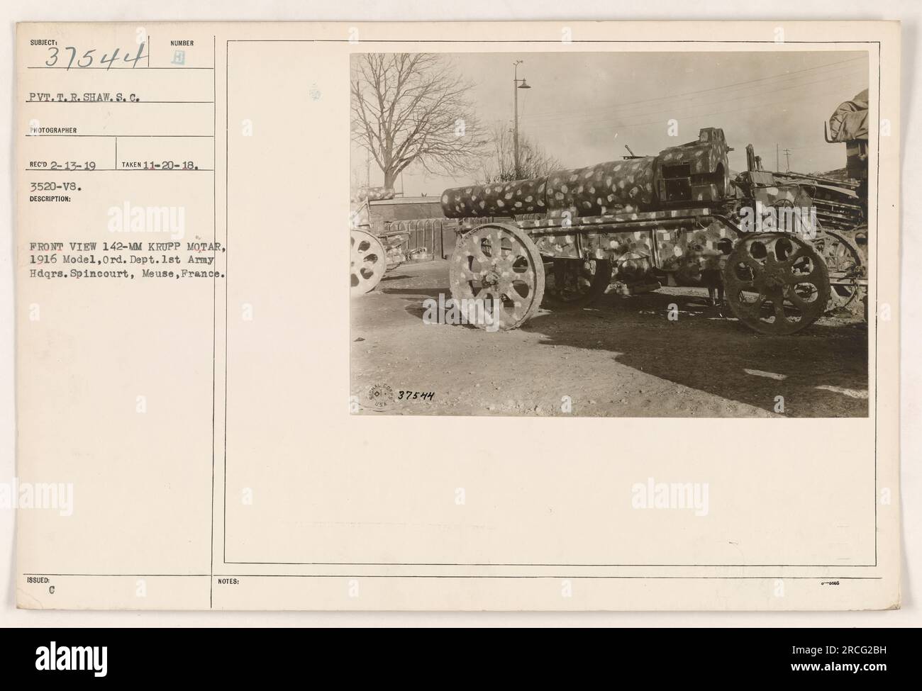 Front view of a 142-mm Krupp mortar, 1916 Model, used by the 1st Army ...