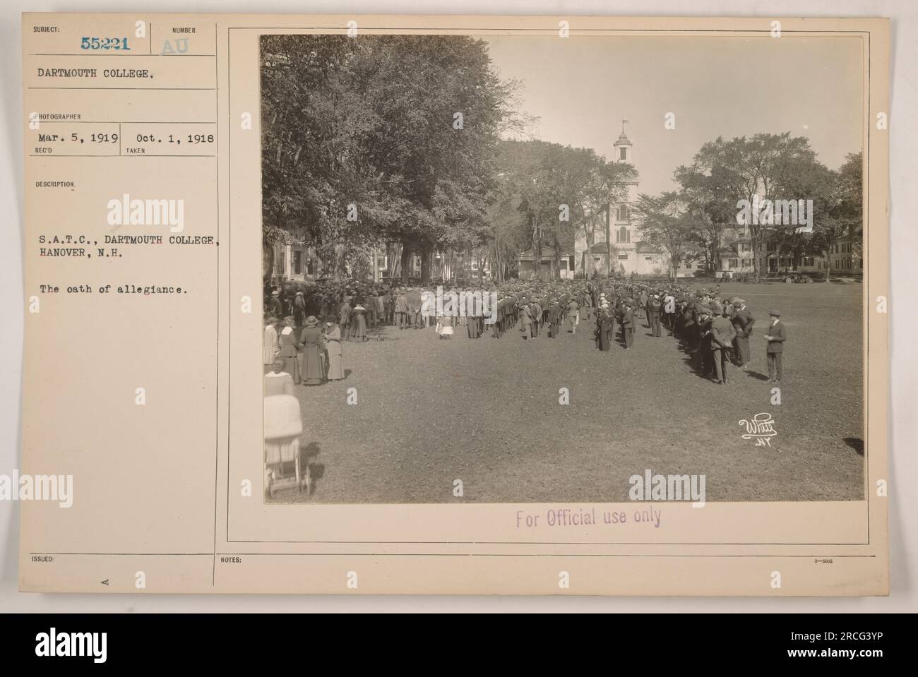 Group of soldiers of the S.A.T.C. (Student Army Training Corps) at ...