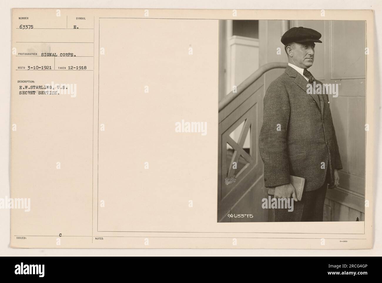 Agent starling hi-res stock photography and images - Alamy