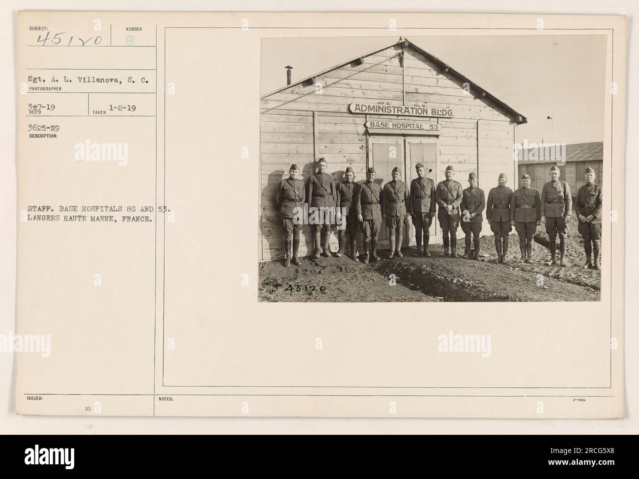 Soldiers receiving medical treatment at staff base hospitals 88 and 53 ...