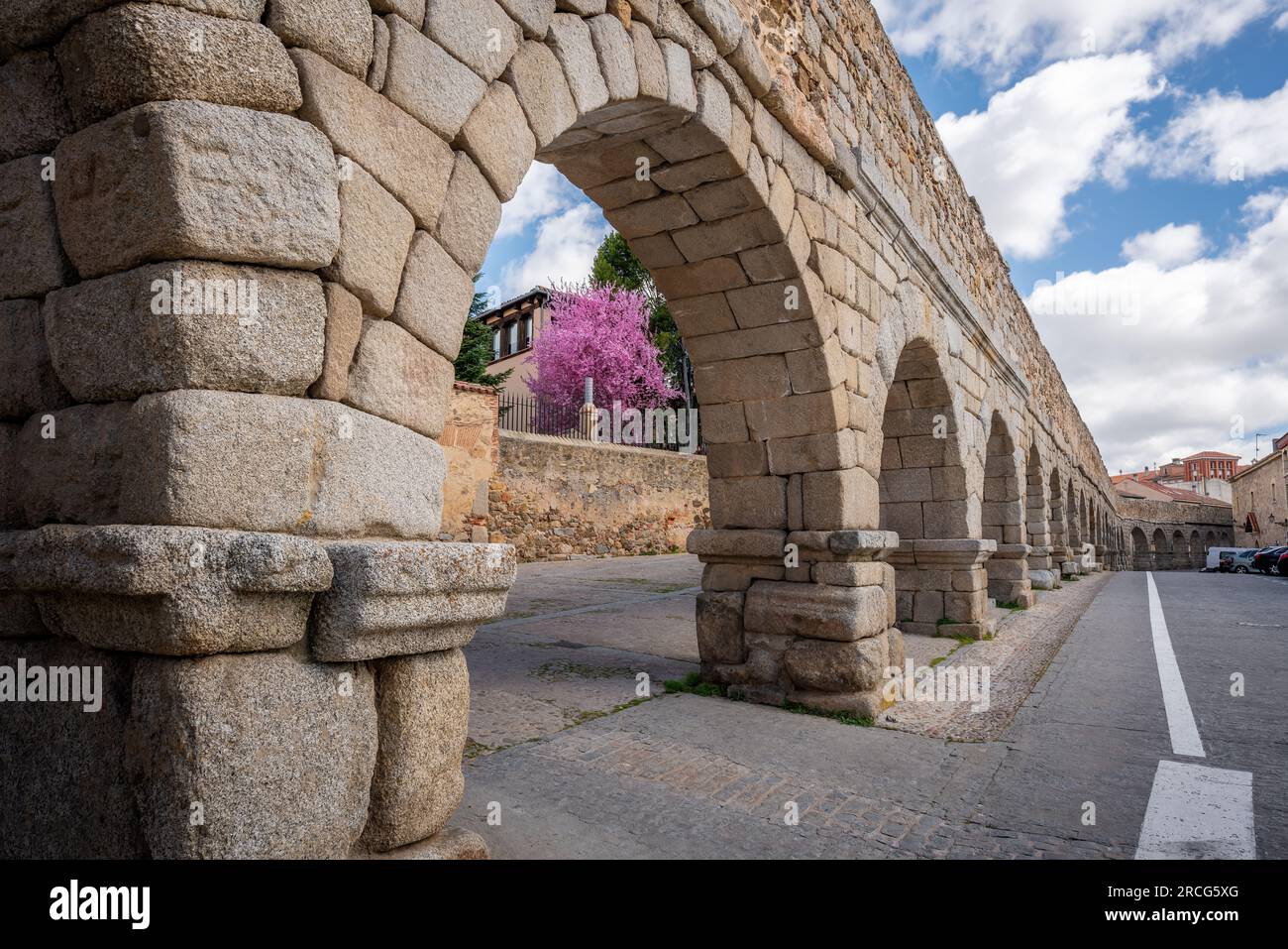 Aqueduct of Segovia - Segovia, Spain Stock Photo - Alamy