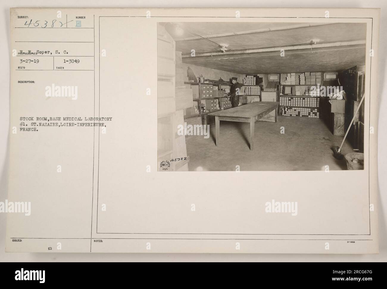 World war 1 medical laboratory hi-res stock photography and images - Alamy