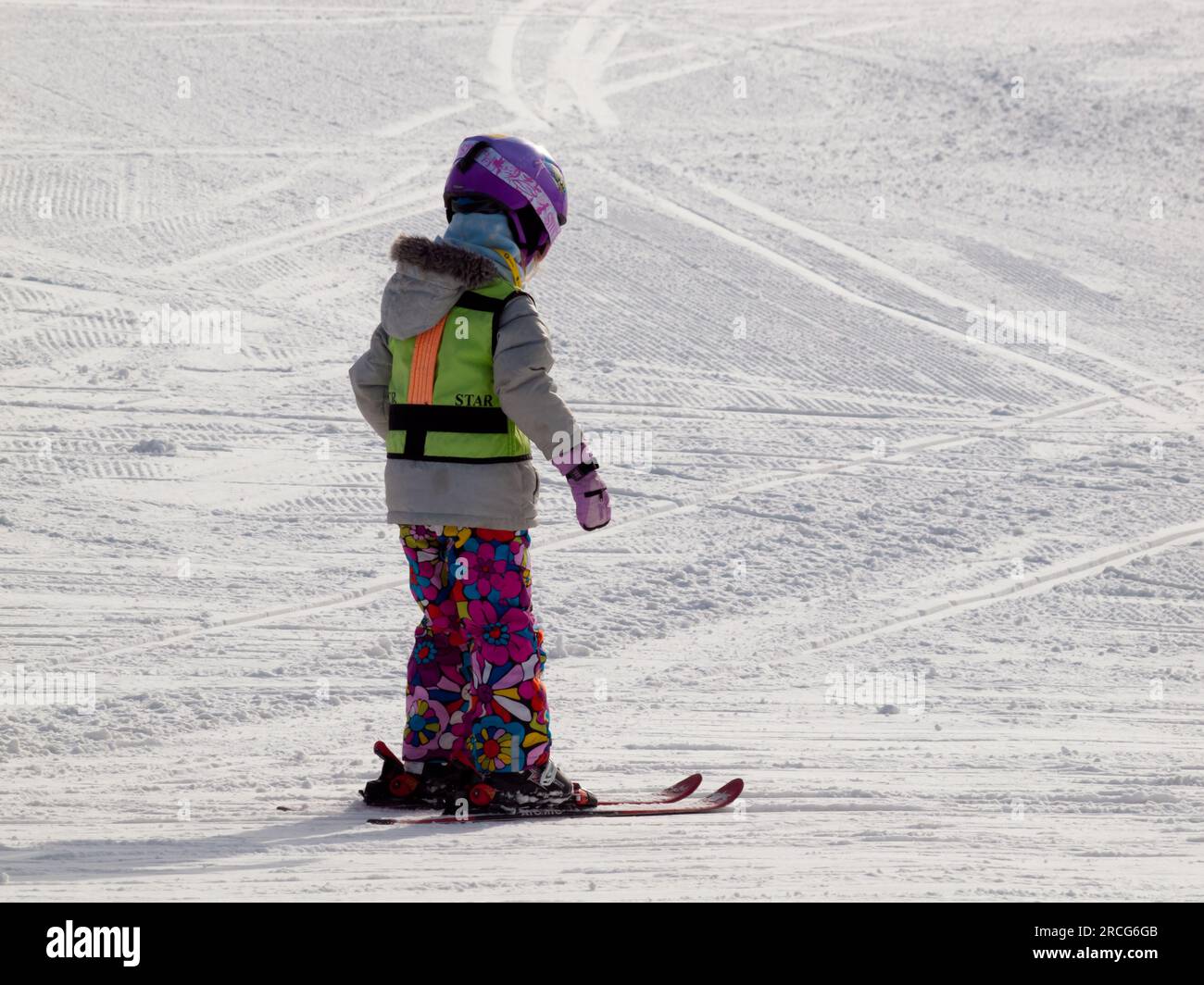 Bunny slope skiing hi-res stock photography and images - Alamy