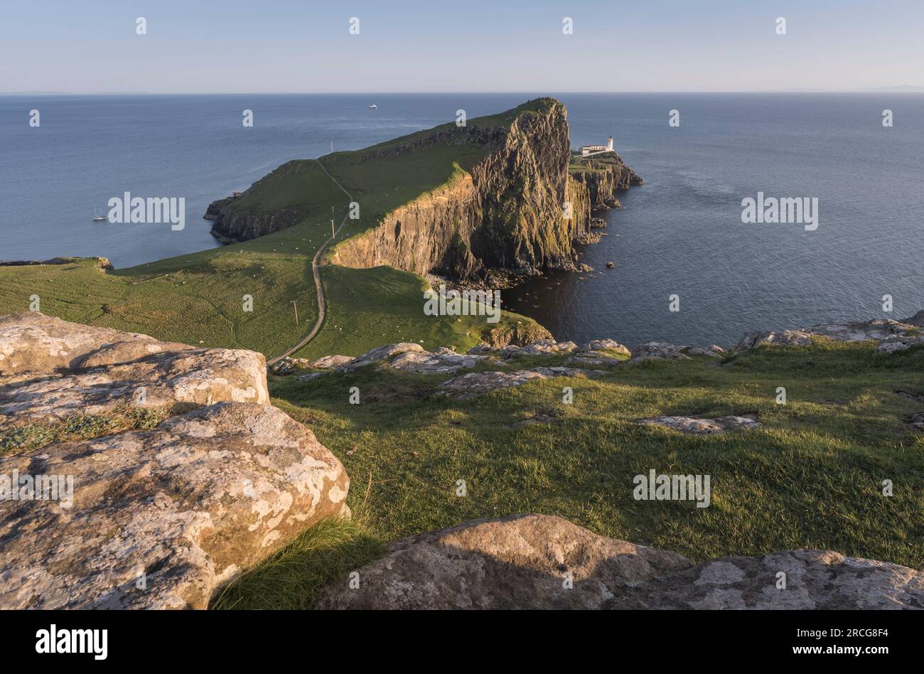 Neist Point lighthouse on the Isle of Skye Stock Photo - Alamy