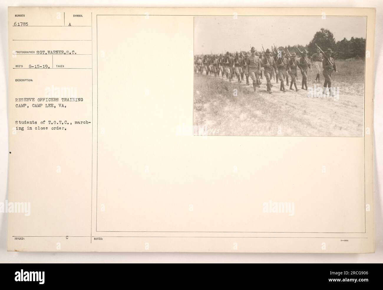 Students of the Reserve Officers Training Camp (R.O.T.C.) at Camp Lee ...