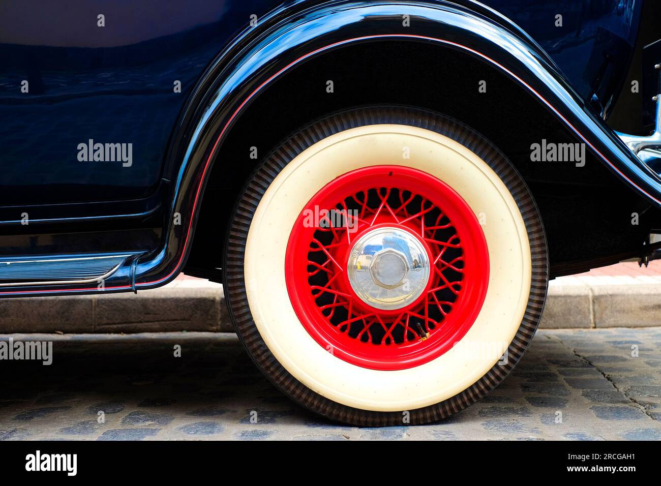 Rear tire, details of a luxury oldtimer car Stock Photo - Alamy